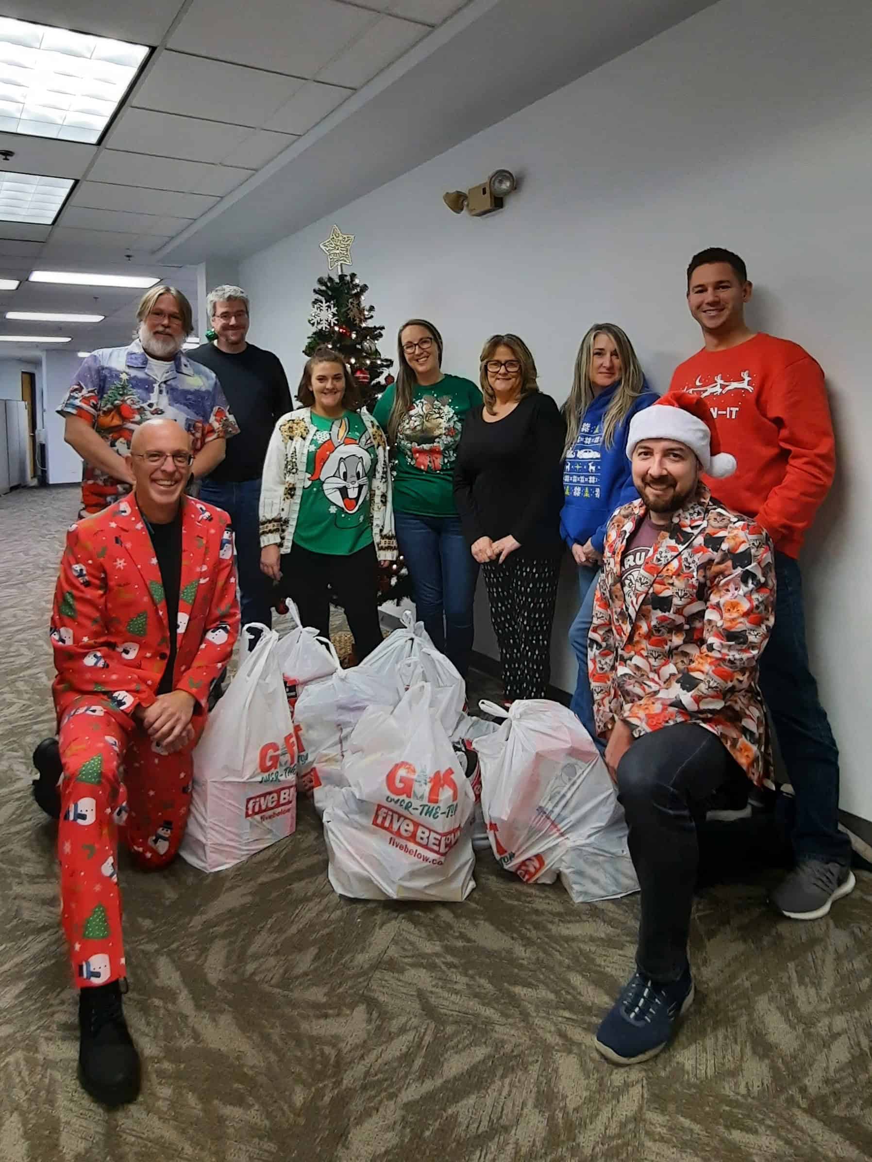 12/21/21 Marygrove Children and Friends of Kids with Cancer Toy Drive ...